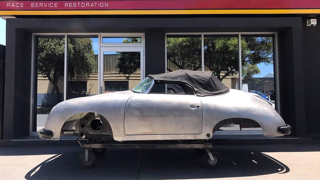 RSR Sports Cars - Speedster Bodywork Completed and Heading Back to Sydney